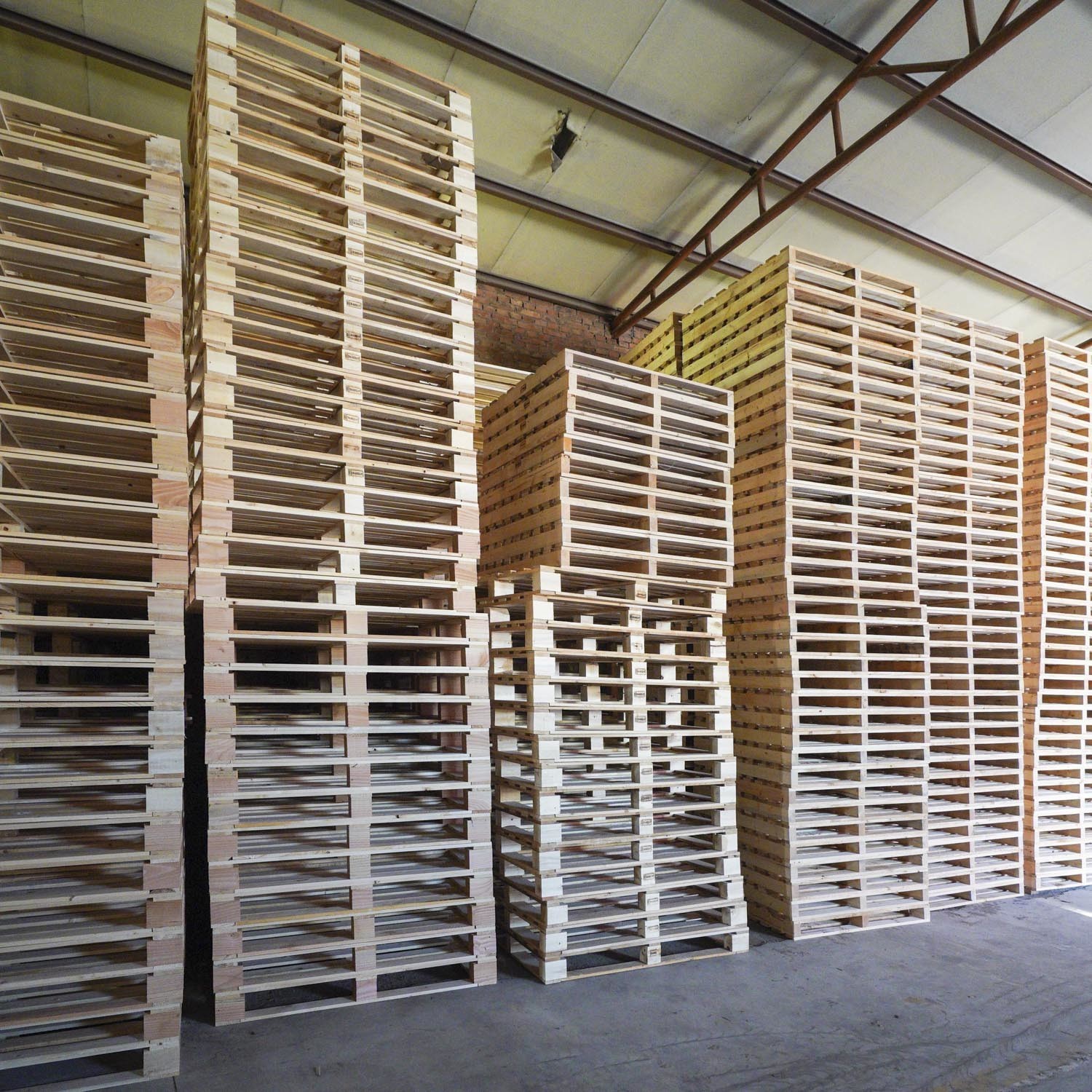 1200 X 800 Pine Wood Pallets High Safety Standard Euro Pallet